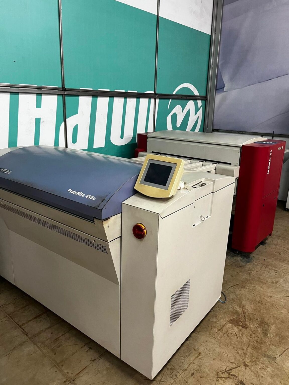 SCREEN PLATERITE 4300 - E LAVADORA AZURA C95 AGFA - Lumacc